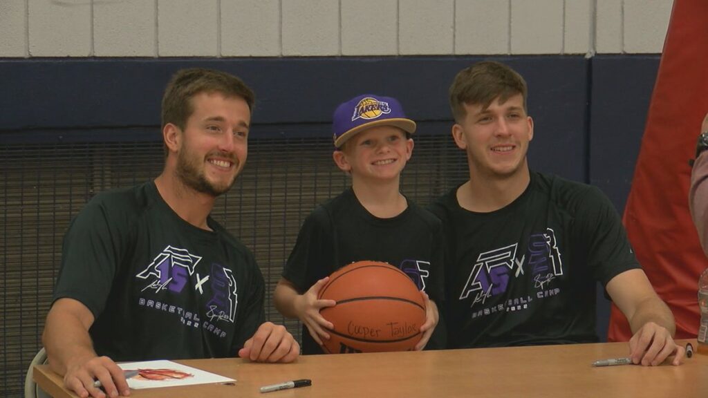 Lakers' Austin Reaves brushes off trash talk from Lithuanian star amid ...