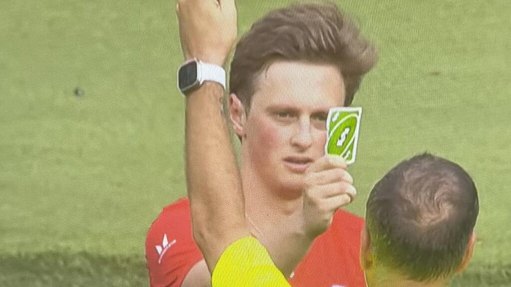 YouTuber Max Fosh explains his hilarious Uno reverse yellow card at ...