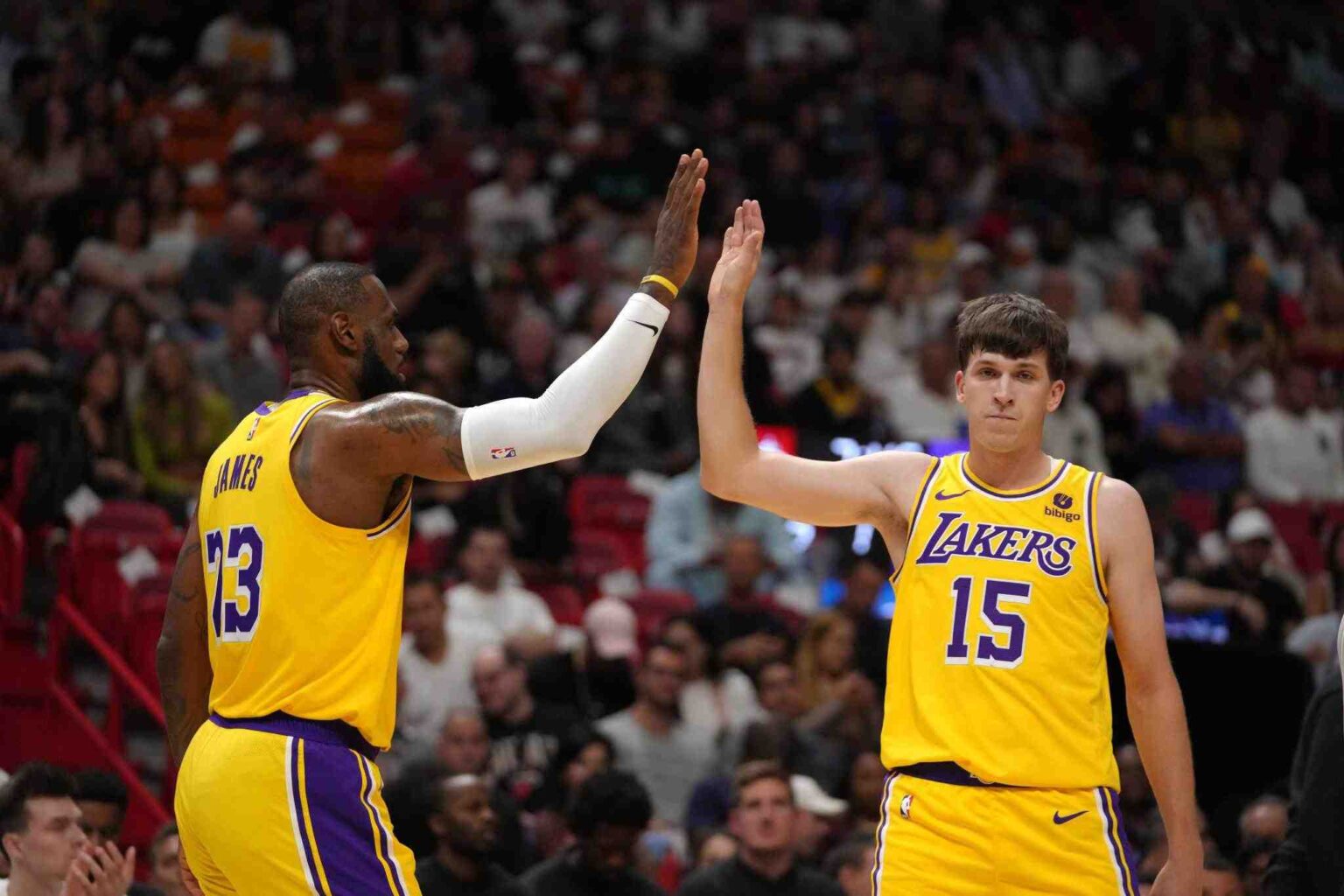 Austin Reaves nonchalant about stats while Lakers struggle with fourth ...
