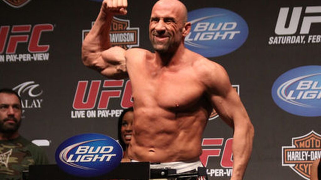UFC HOFer Mark Coleman in deathmatch after saving parents from house ...